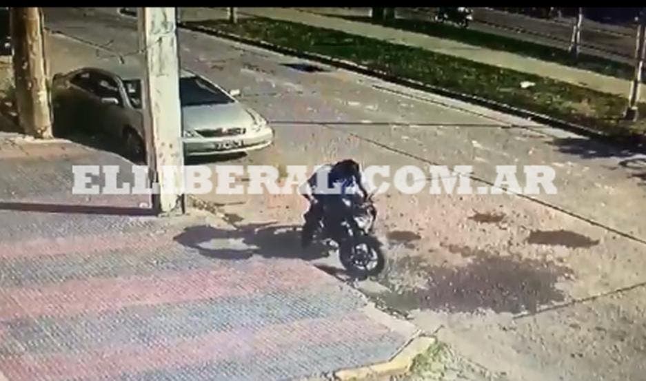 VIDEO: por esto nunca hay que dajar la motocicleta encendida | Contexto ...