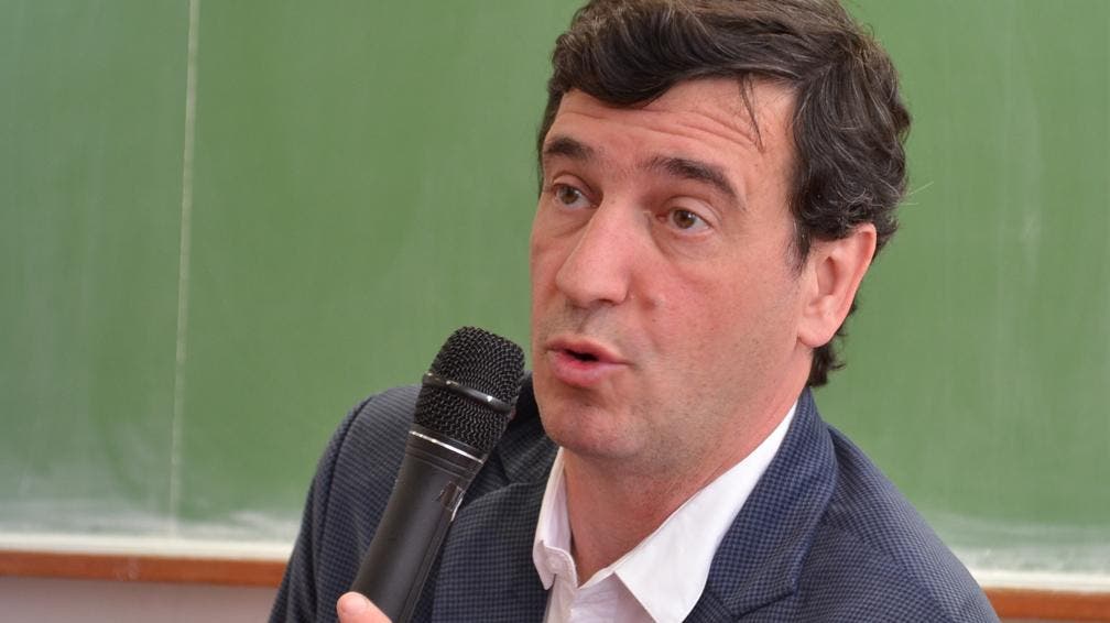 Novaro: “40 mil muertes invisibles de Covid, 44% de ’pobres sin hambre ...