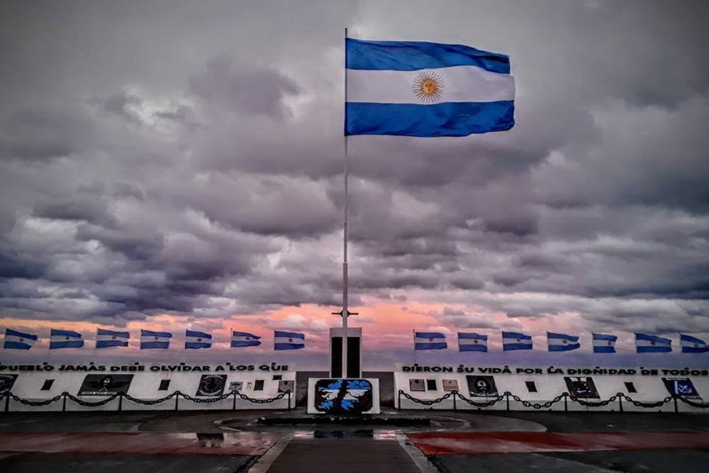 A 40 Años De Malvinas Reconocen A Excombatientes En Todo El País