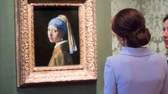 Otro ataque de ecologistas contra una obra de arte: vandalizaron el ... Otro ataque de ecologistas contra una obra de arte: vandalizaron el ...