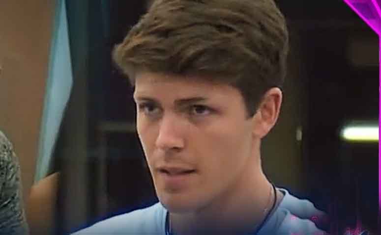 Descubran qué hace Marcos en la casa de Gran Hermano cuando nadie lo ve ...