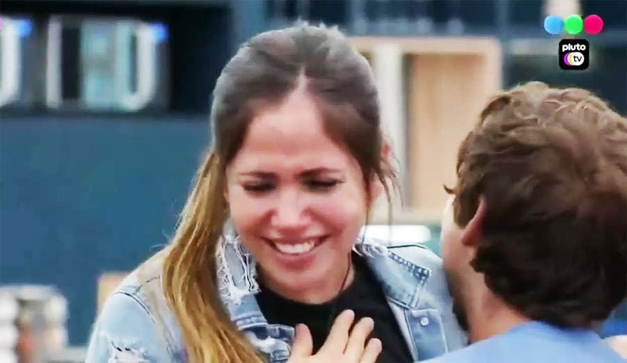 Nacho engañó a Romina, ella se largó a llorar y tuvieron que contenerla ...