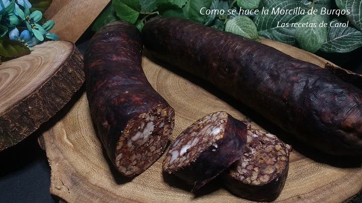 Extranjeros comieron morcillas por primera vez y su reacción indignó ...