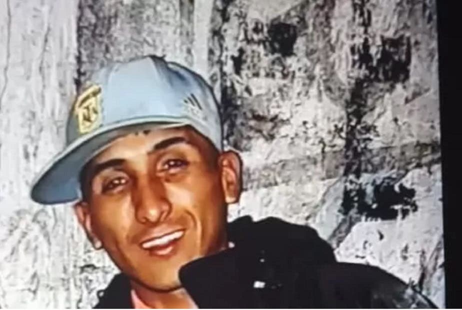 Los defensores del asesino que mató de siete tiros a un policía ... Los defensores del asesino que mató de siete tiros a un policía ...