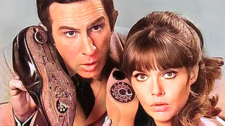 La dura historia de Don Adams, el actor que encarnó al “Superagente 86 ...