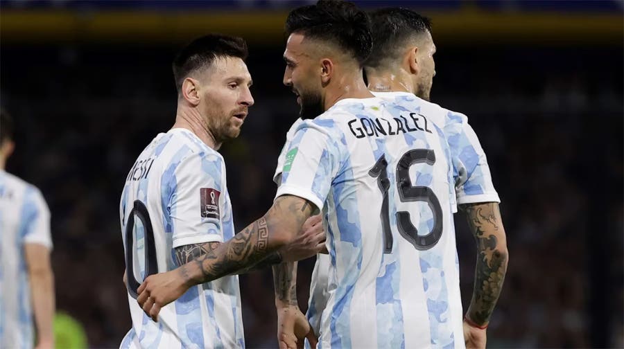 El gesto de Lionel Messi con Nicolás González que pocos conocen y generó una gran alegría en la ...