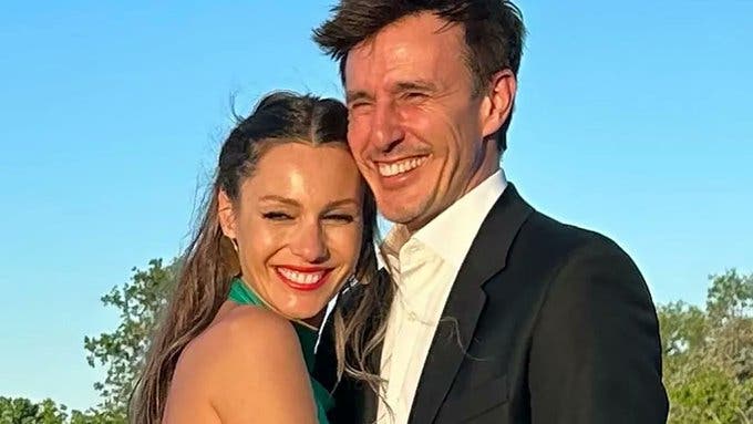 Pampita derritió las redes con un romántico mensaje para Roberto García Moritan en su cuarto ...
