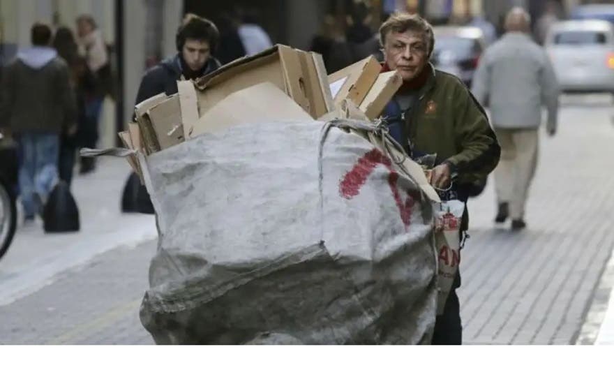 Uno de cada 5 argentinos es indigente, según el Observatorio de la ...
