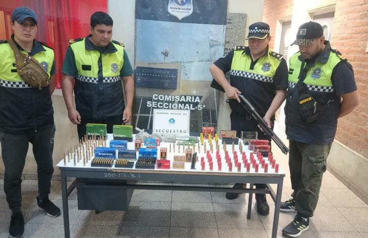 Investigaban causa por violencia doméstica y hallan arsenal | Contexto ...