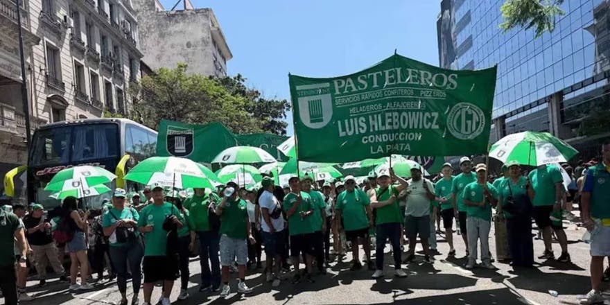 A 15 días de abrir, peligra un bar de cadena internacional Hard Rock ...